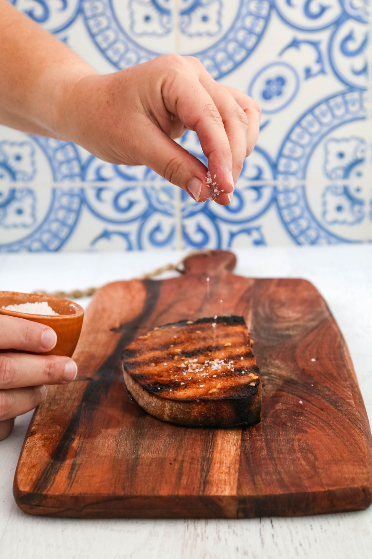 Catalan Tomato Bread (pa amb tomàquet) - Pook's Pantry Recipe Blog